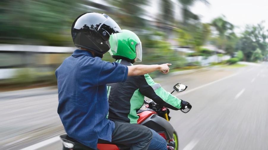 How Do Motorcycle Riders Communicate on the Road?