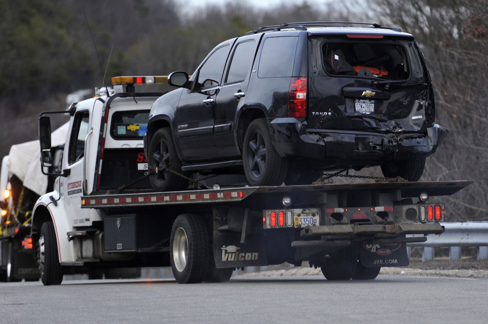 [Video] Do-Gooders Roll a Flipped SUV, Save Trapped Woman