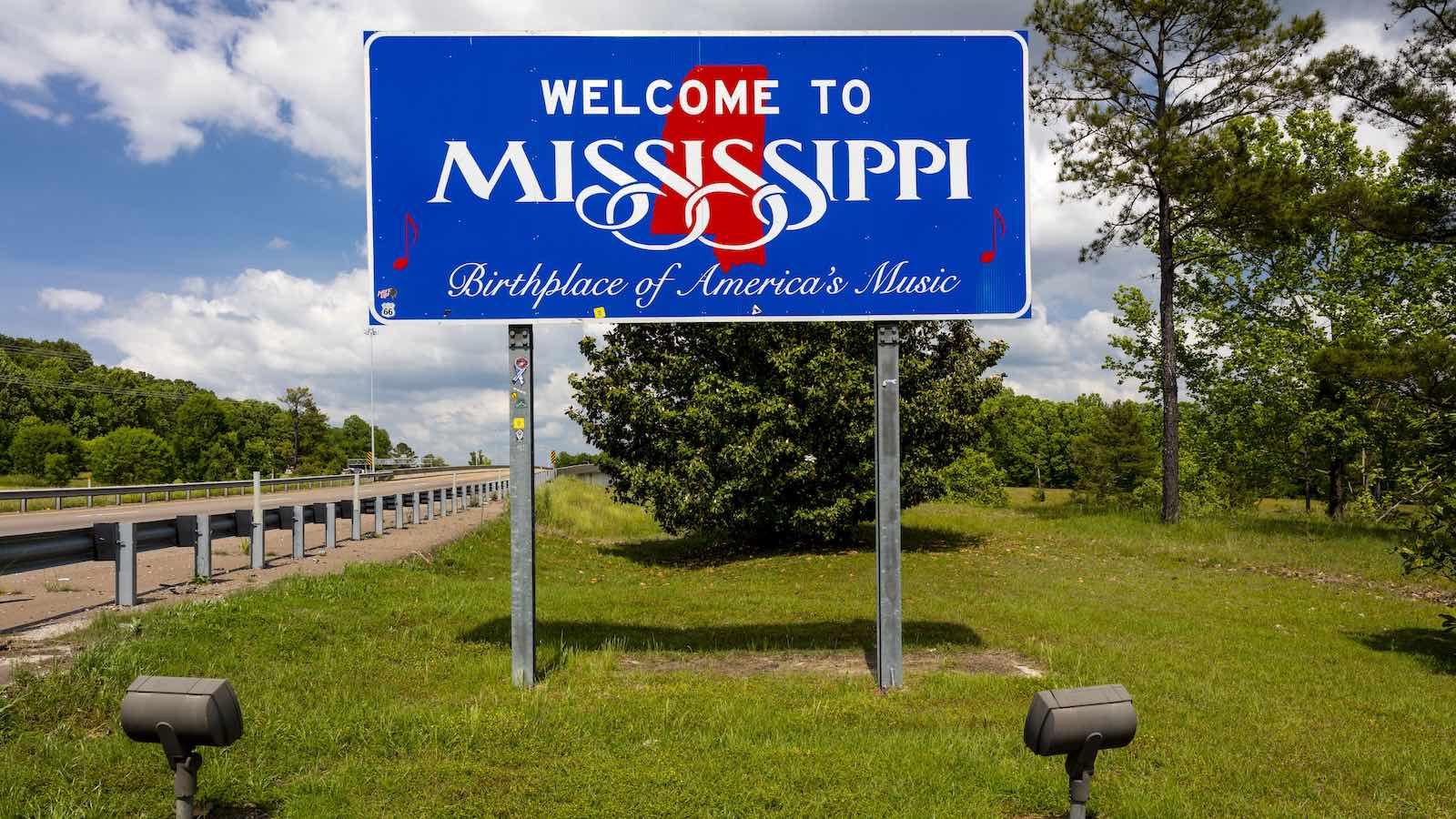1 State Actually Allows You To Drink Alcohol While You Drive But Its