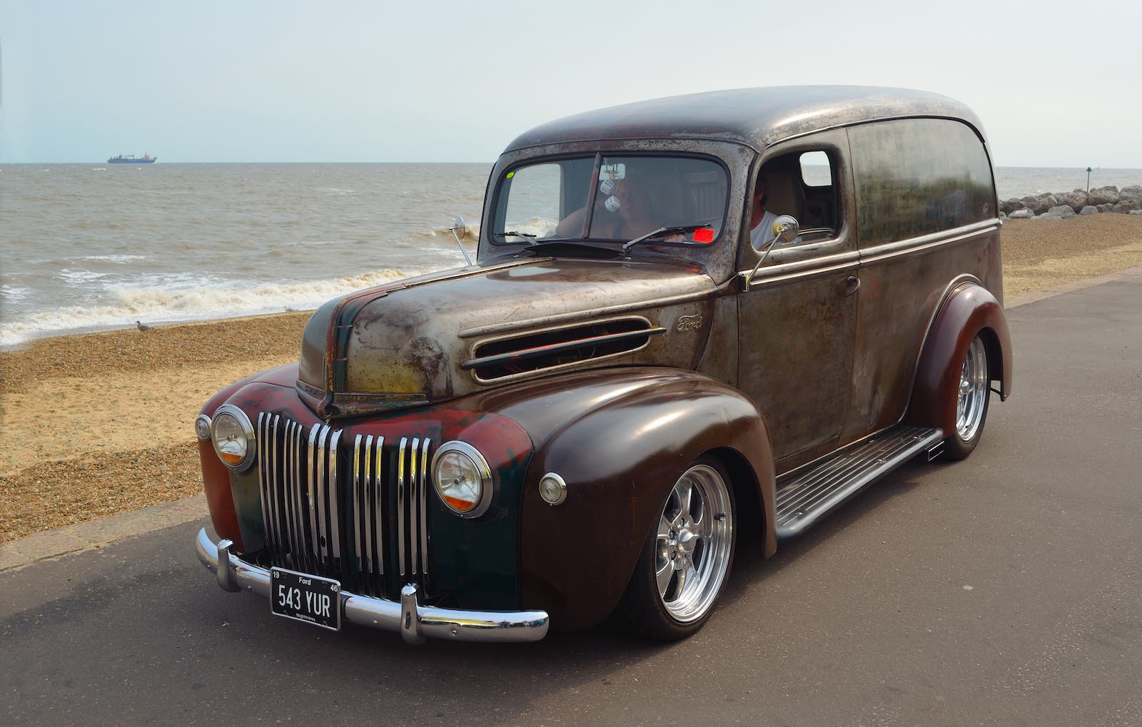 Why Do So Many Vans Have No Windows in Back? - MotorBiscuit