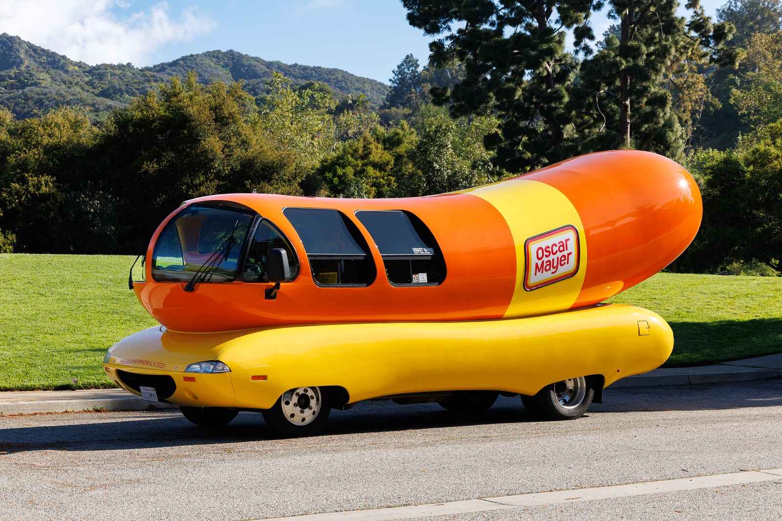 'That's the wurst!' Wienermobile crashes and tips over - MotorBiscuit