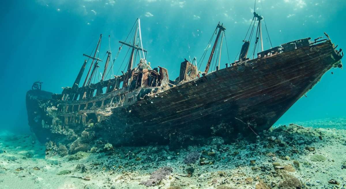 Could you scavenge priceless wine from ancient shipwrecks?