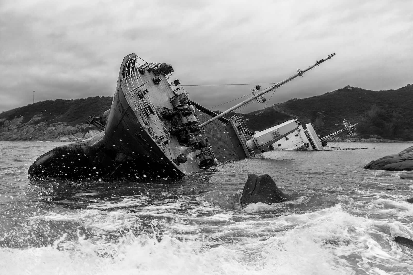 Does the captain still have to ‘go down with the ship?’ - MotorBiscuit