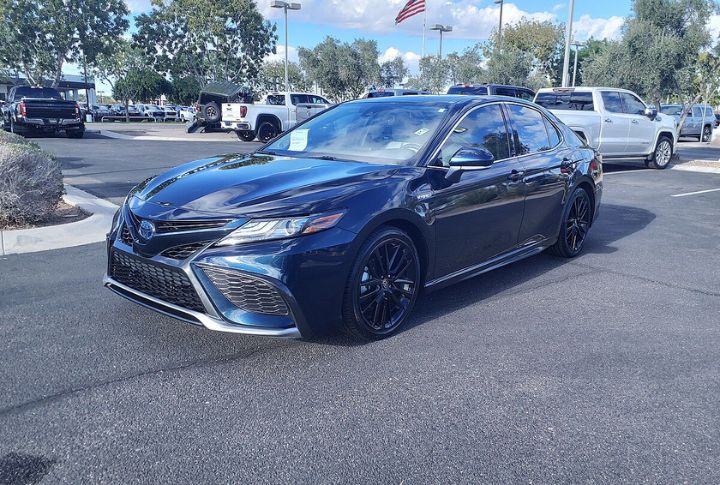 20 Durable Plug-In Hybrids Built to Last for Years