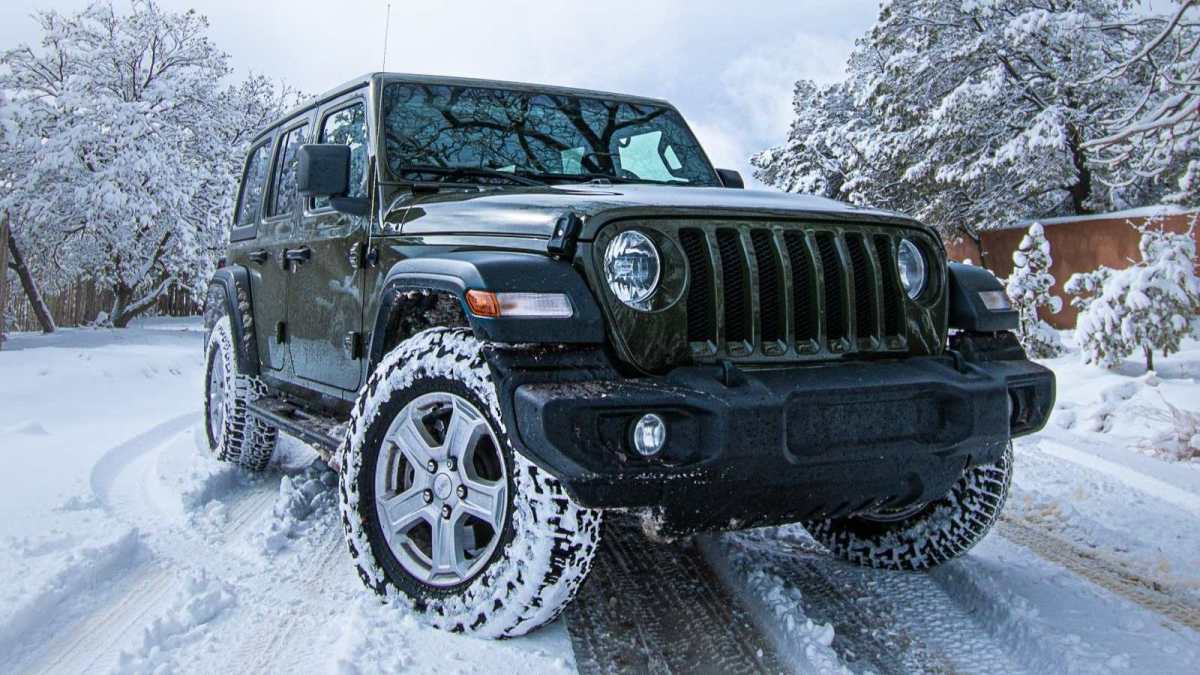 Jeep owners are aiding people impacted by Winter Storm Blair in the ...
