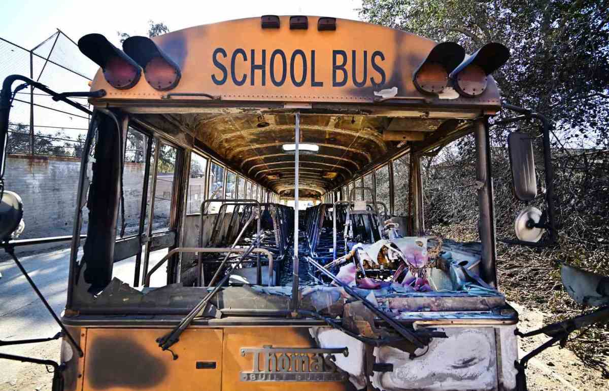Heroic Ohio bus driver rushes into burning bus to save children