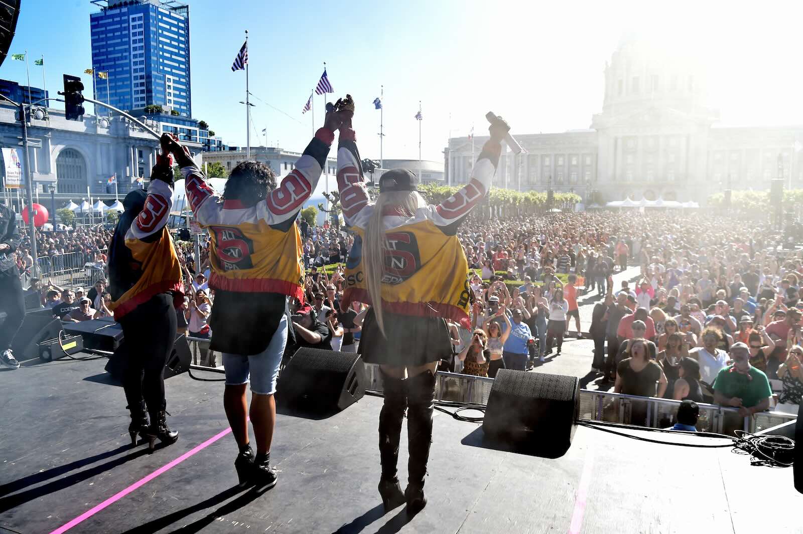 Salt-n-Pepa rapper kicked off airplane after buying two seats