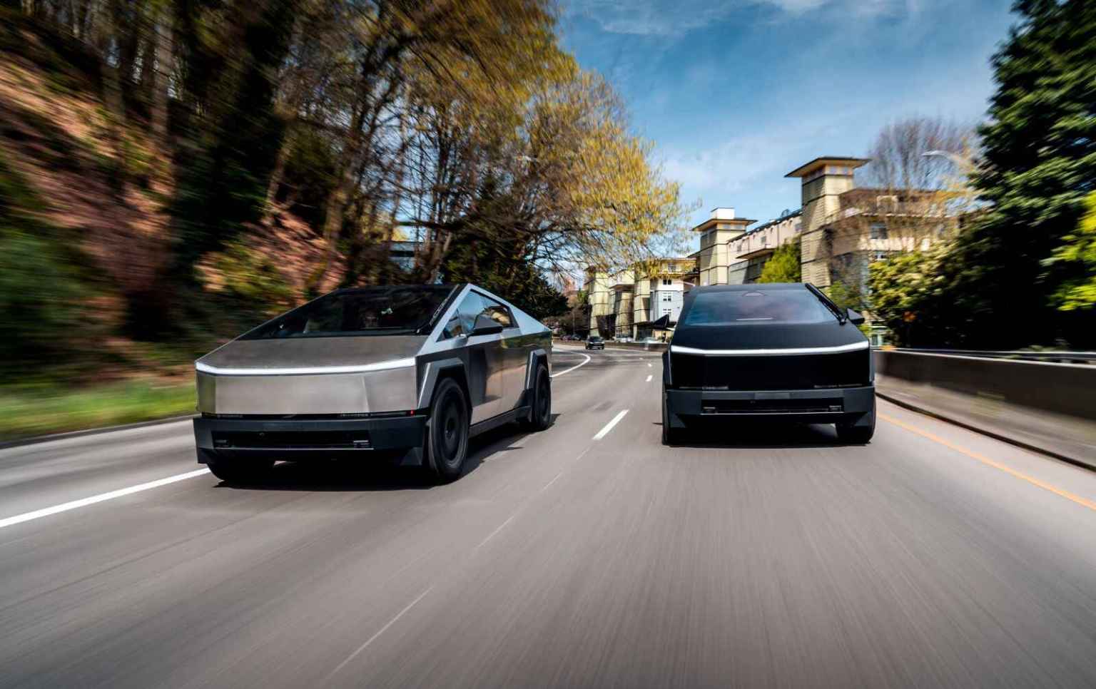 Cybertruck owner claims EV veered into oncoming traffic twice while ...