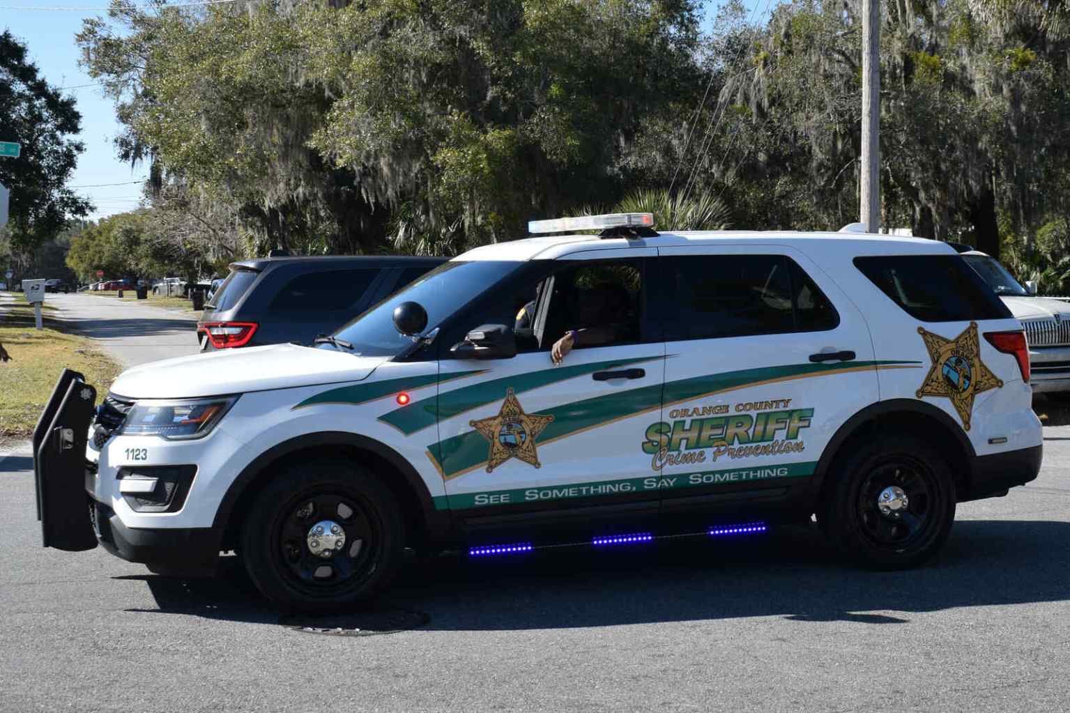 Florida sheriff claps back after reporter questions deputy leaving ...