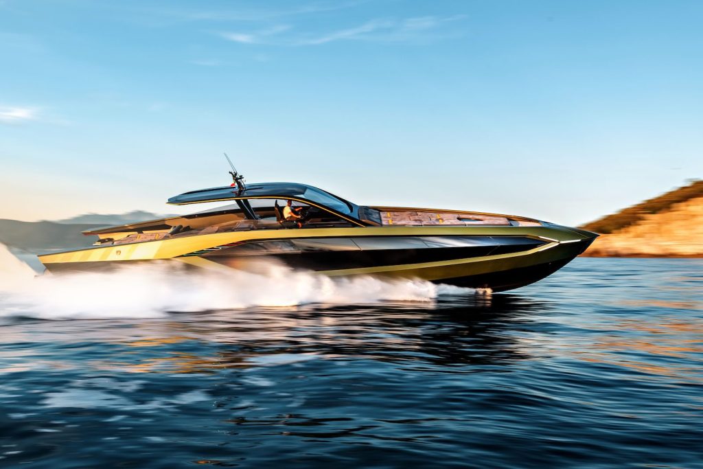 Miami influencers overload Lamborghini yacht by 166%, sink [Video]