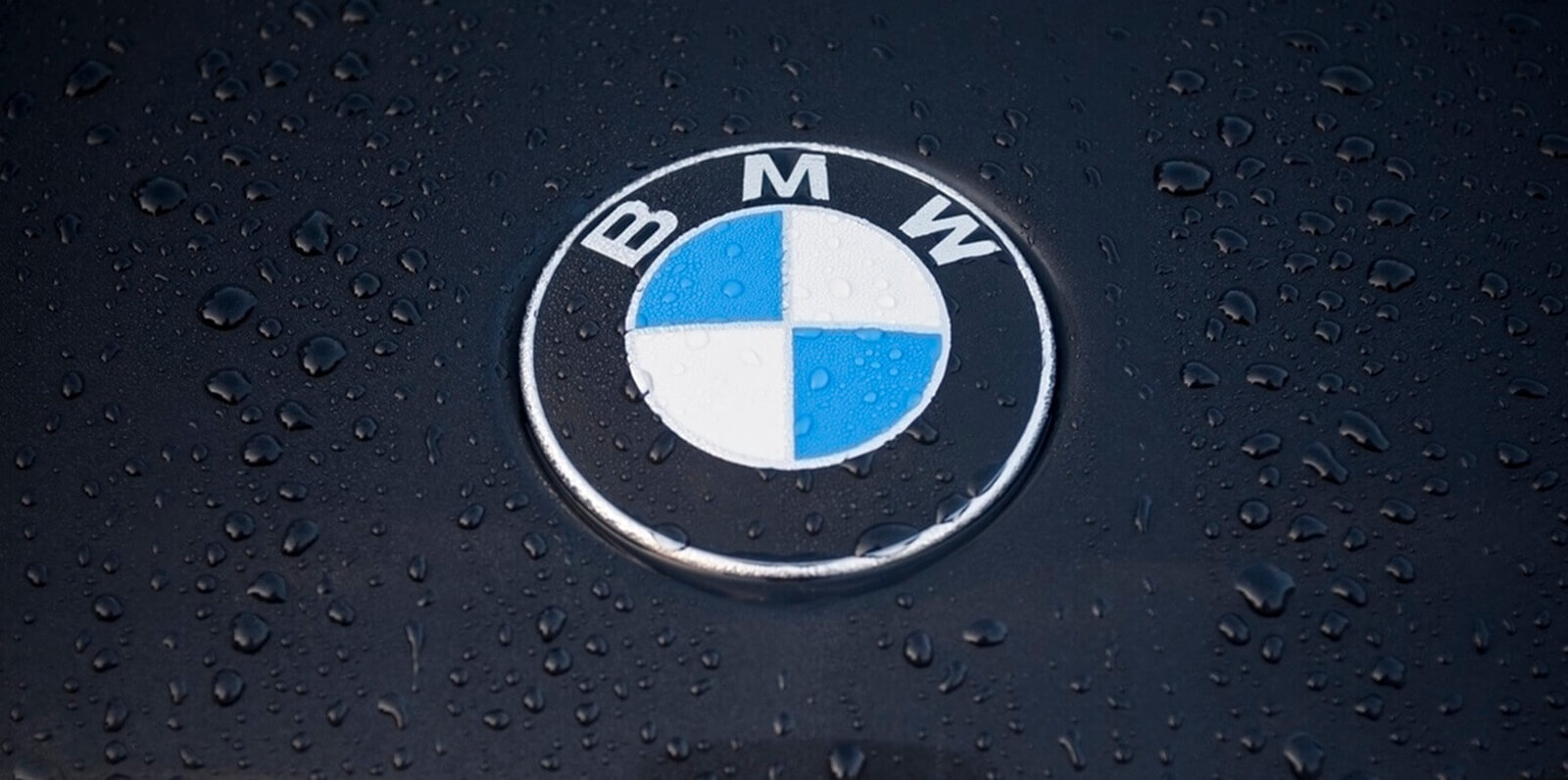 BMW recalls over 70K EVs for an issue that 'increases the risk of a ...