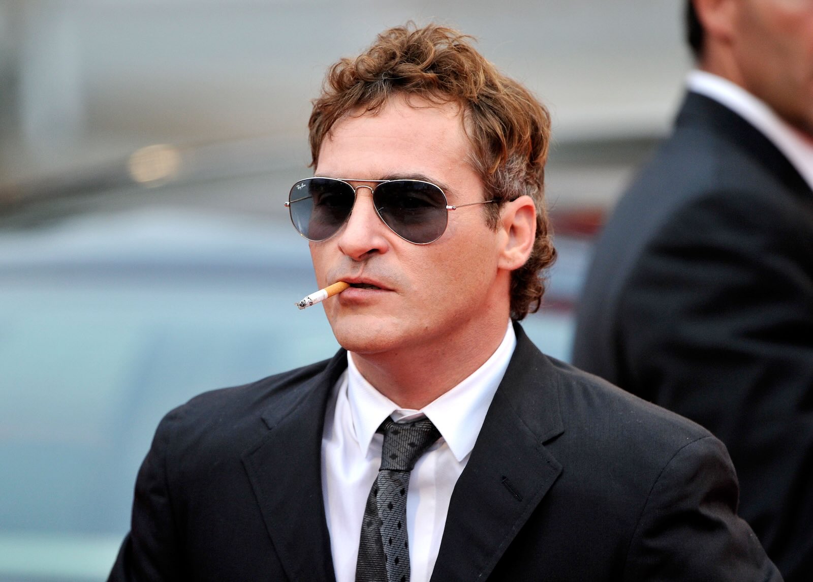 Joaquin Phoenix flipped his car and almost lit himself on fire with a ...