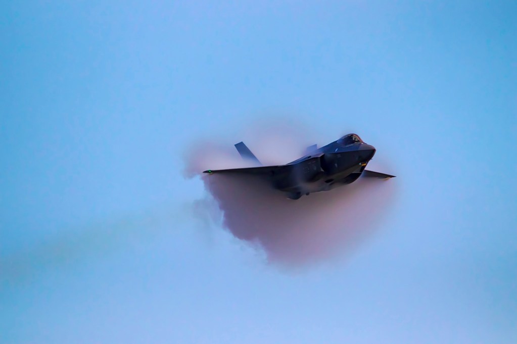 US Navy loses another jet as an F-35 crashes in California [Video]