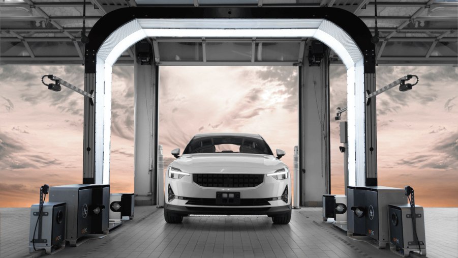 Hertz scans rental cars with AI and charges hundreds for scratches