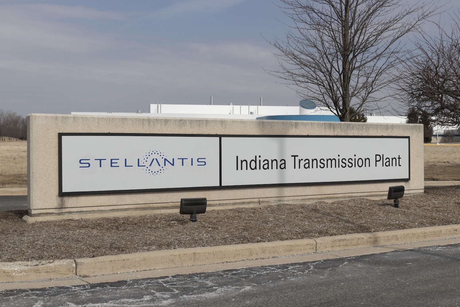 Stellantis blames $2.7 billion loss on tariffs