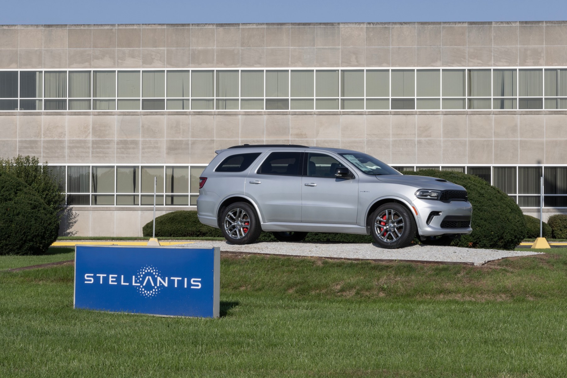 Stellantis abandons hydrogen fuel cell tech as Japanese automakers thrive