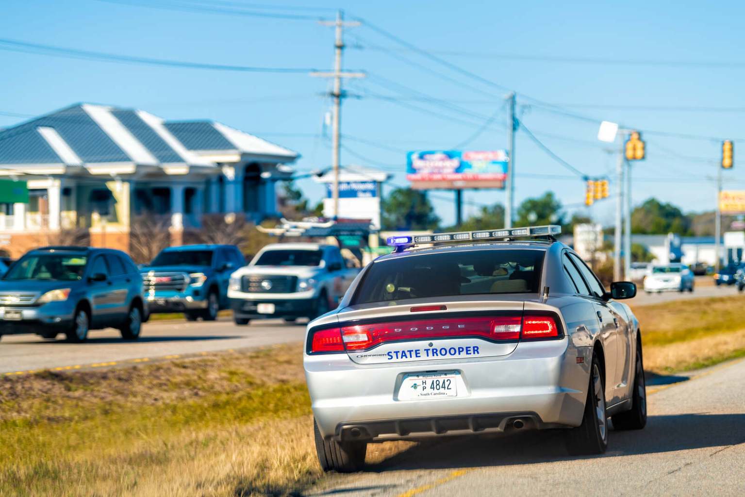 Arkansas State Trooper explains why you might think twice before warning other drivers of a ...