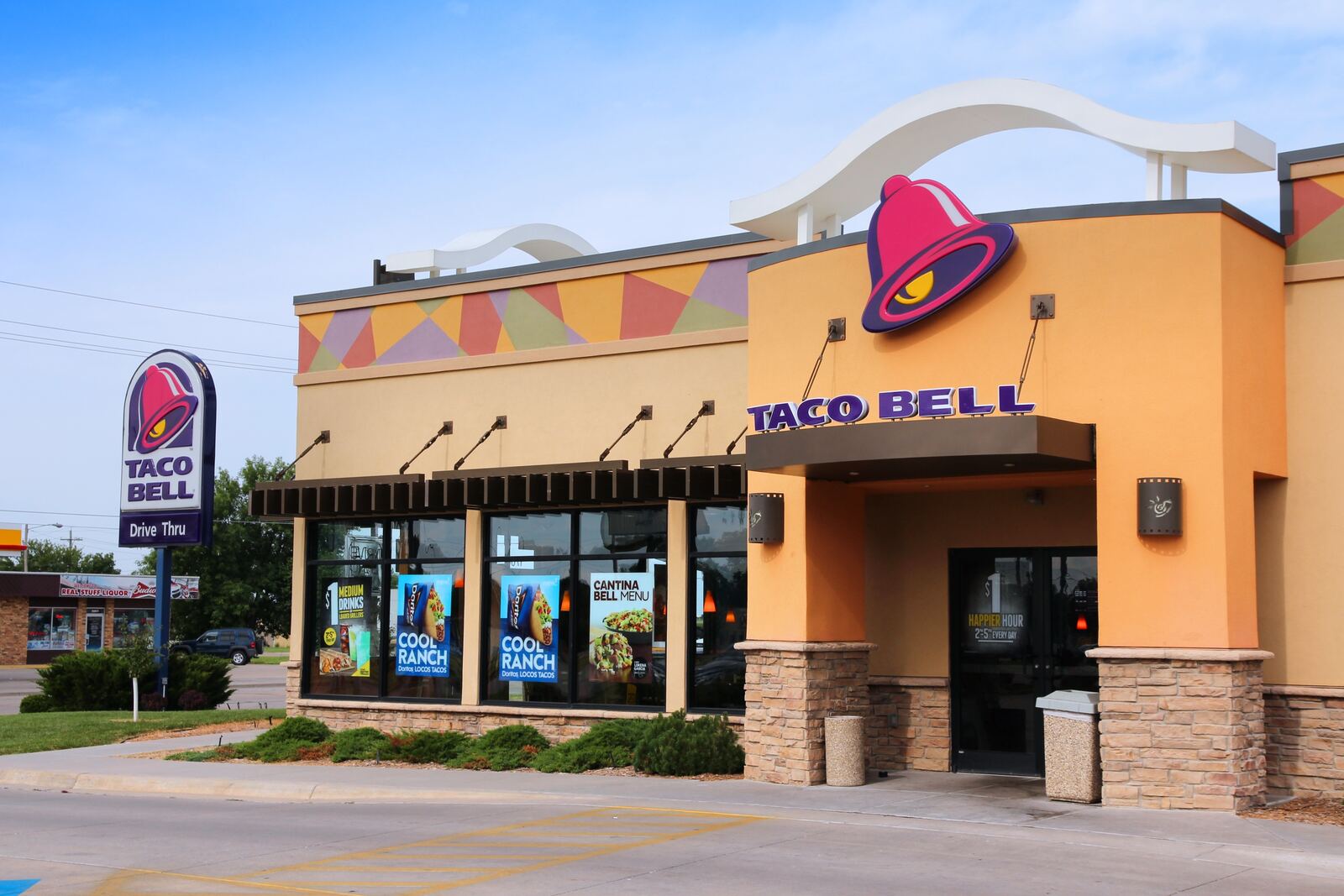 Taco Bell CTO admits drive-thru AI might need to go away - MotorBiscuit