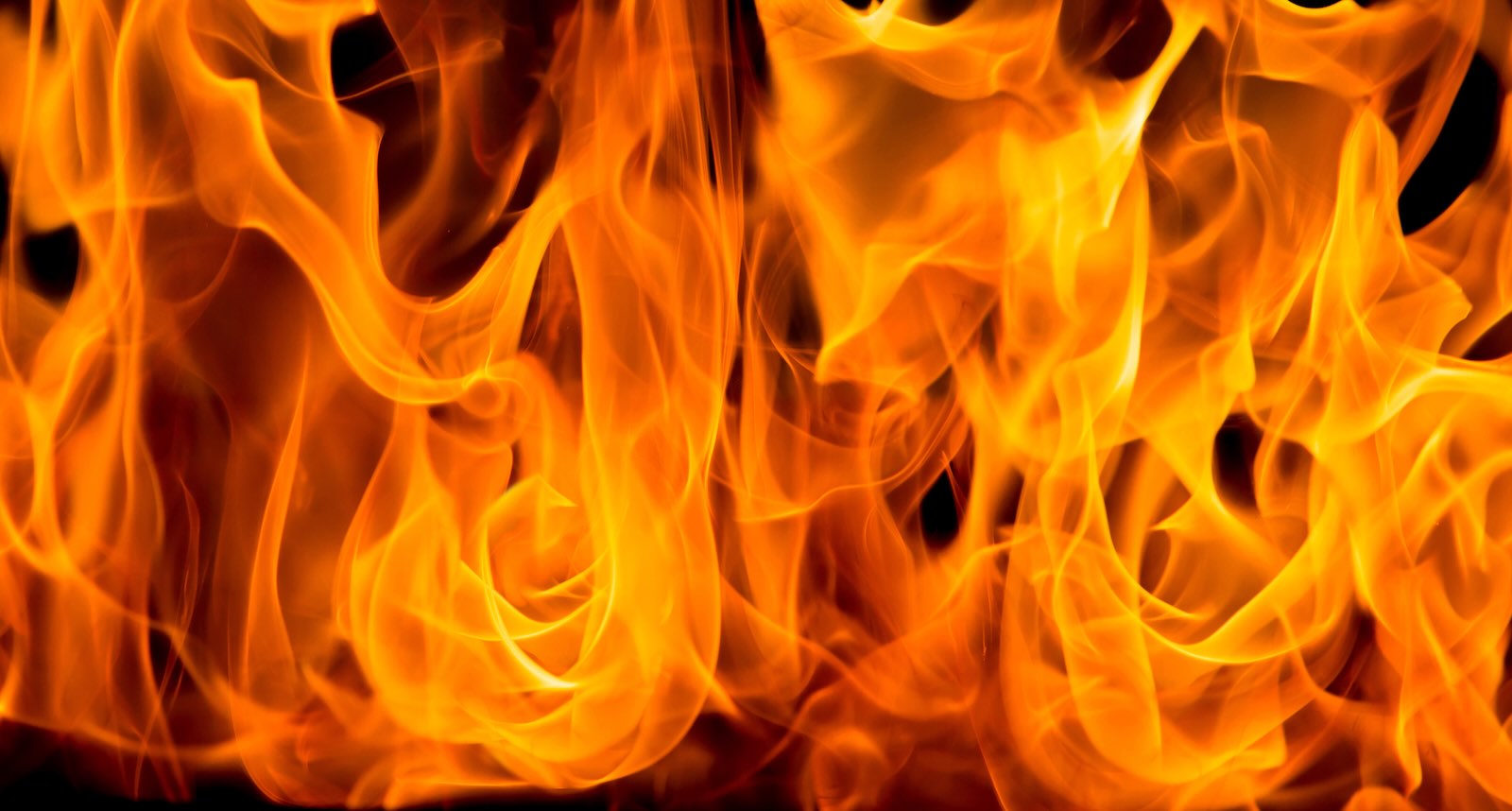 Corvette explode at gas pump, Chevy unsurprised