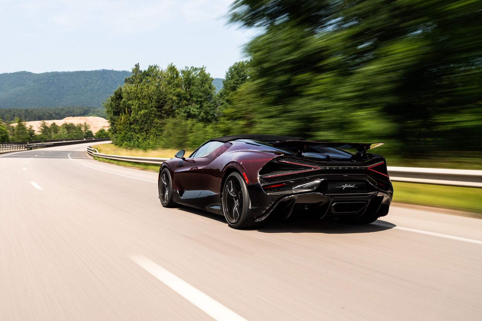 Historic Speed: 10 Fastest Production Cars Ever