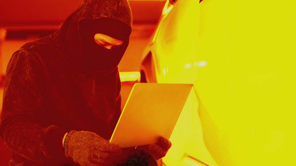 California Police Reveal High-Tech Methods Thieves Are Using to Steal Cars, And How To Stop Them