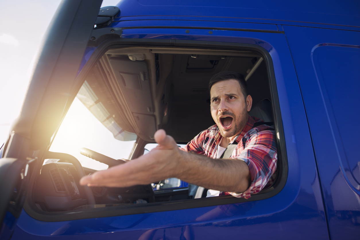 ‘Threatened With Explosives’ North Carolina Truck Driver Robs Bank and Shoots at Cops