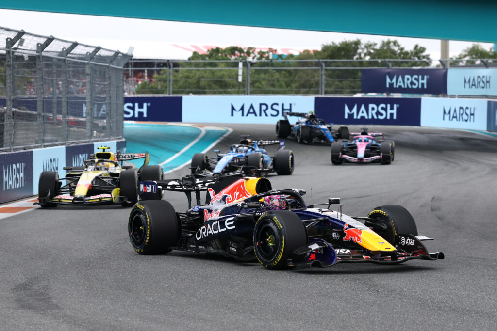 What F1's V8 Plans Could Mean for the Future of Ford-Red Bull ...