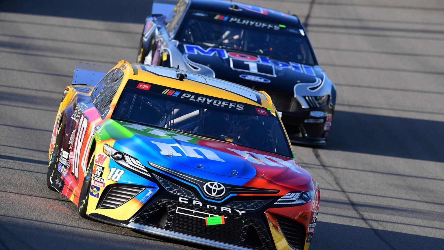 Kevin Harvick Compares Kyle Busch Death to Dale Earnhardt Sr.