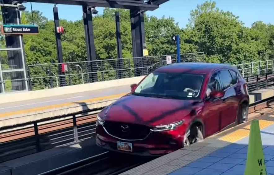 Woman Who Drove on Seattle’s Elevated Light Rail Tracks Said She Was ...