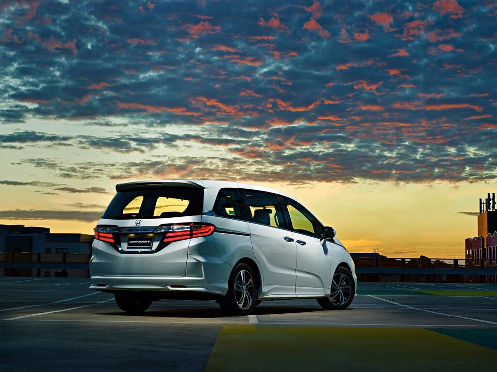 Honda Odyssey Lawsuit Says Airbag Recall Doesn't Fix Defect or Restore ...