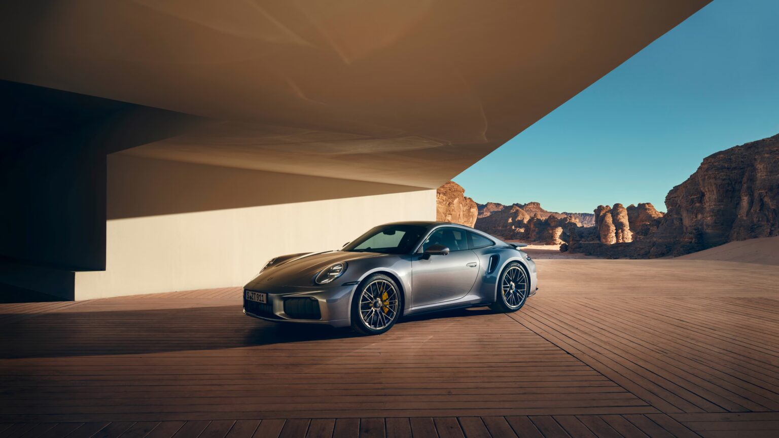 The Man Who Helped Send A Renowned Hacker To Jail Received A Porsche ...
