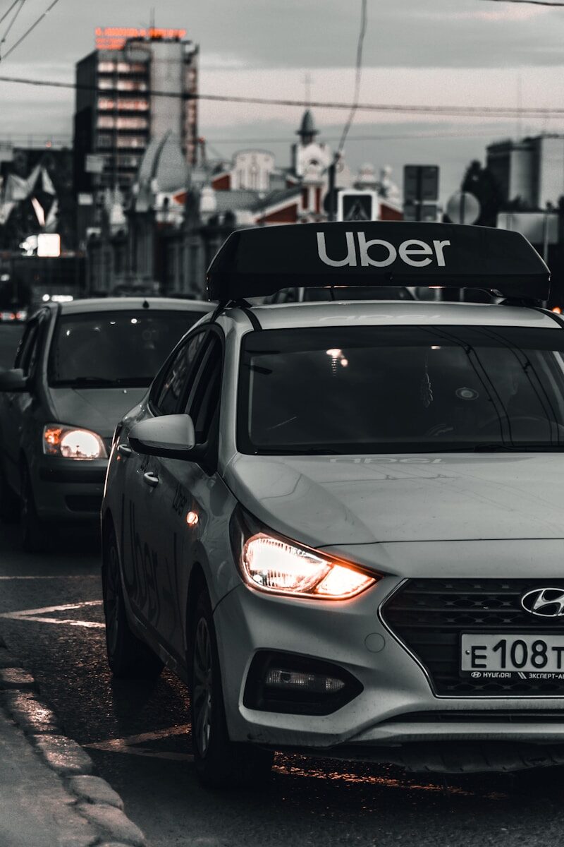 Uber Driver Calls Passenger a "F**king B**ch" Before Throwing Hot ...